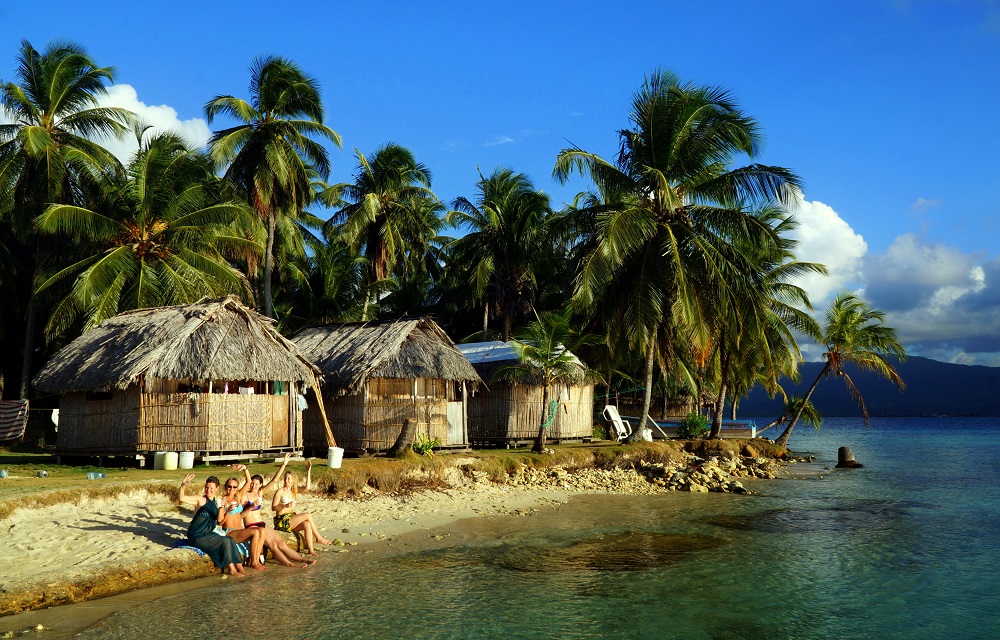 PANAMA - A Panama-csatorna két oldala